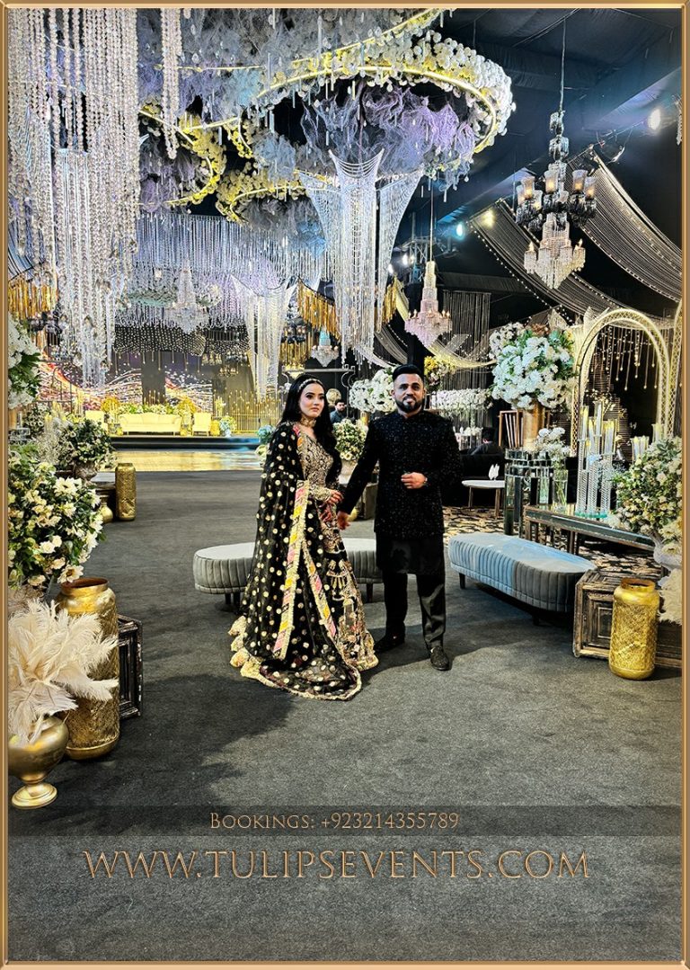 Top Best Pakistani Wedding Stages Trends 2025 | Tulips Events