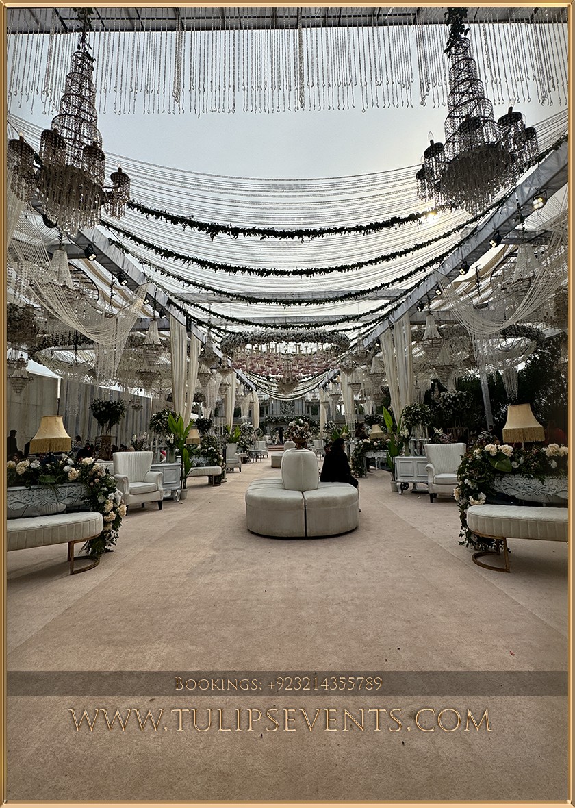 Plan a Dreamy Daylight Desi Wedding in Pakistan - Budget Decor